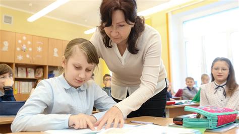 Nauczycielka Zdradzi A Ile Zarabia Lat Pracy Wychowawstwo I