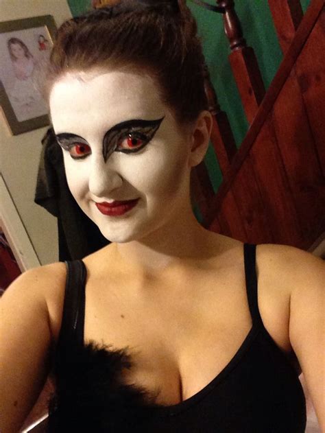 Blackswan Costume Halloween Creative Makeup Mua Halloween Face