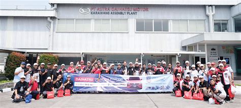 Sahabat Daihatsu Official Club Kunjungi Pabrik Perakitan Mobil KENDARIPOS