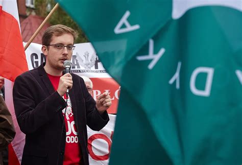 RacjonalnyObywatel on Twitter Widze płacz kuców wyzwiska fanów