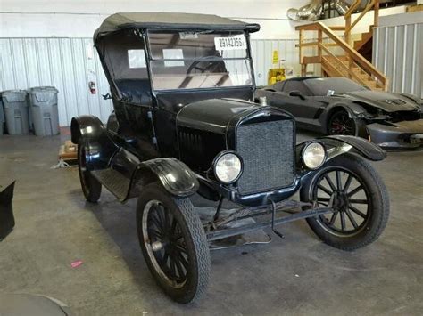 Ford Model T Vintage Car Collector