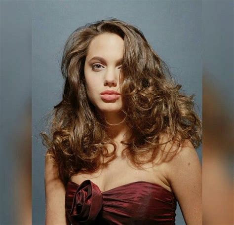 Pin On Angelina Jolie 4 De Julio 1975
