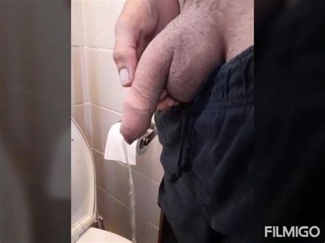 내 발정난 젖은 포경 자지에 오줌 싸기 xHamster