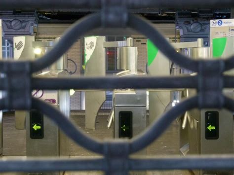 Grève du 19 décembre à la RATP et la SNCF métro RER Transilien les