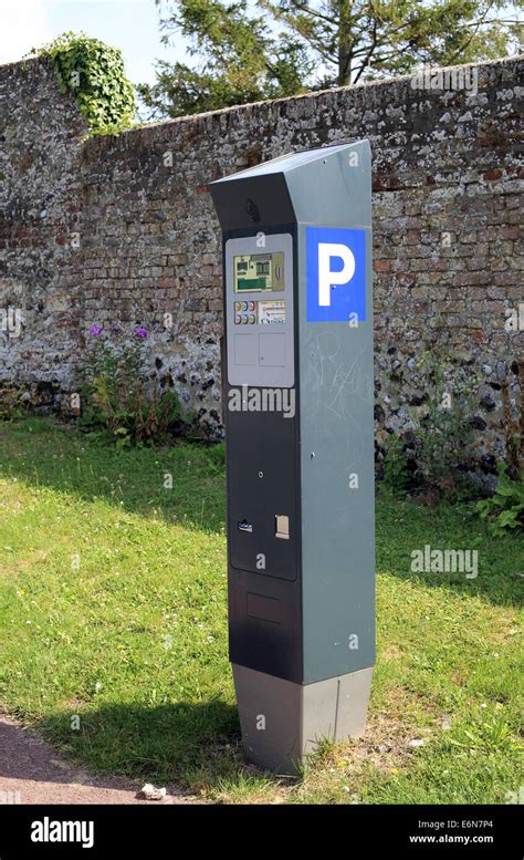 Parkuhr Frankreich Fotos Und Bildmaterial In Hoher Aufl Sung Alamy