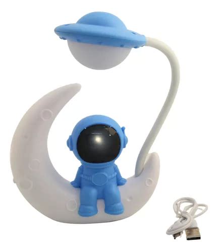 Luminária De Mesa Astronauta Na Lua Abajur Usb Parcelamento sem juros
