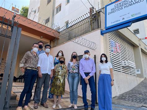 PREFEITO AIRTON GARCIA VISITA NOVA SEDE DO CENTRO DE REFERÊNCIA EM
