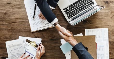 Concession Du Droit D Utilisation D Une Application Et Prestations De