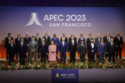 Apec Kicks Off With Two Superpowers Committing To Diplomacy And