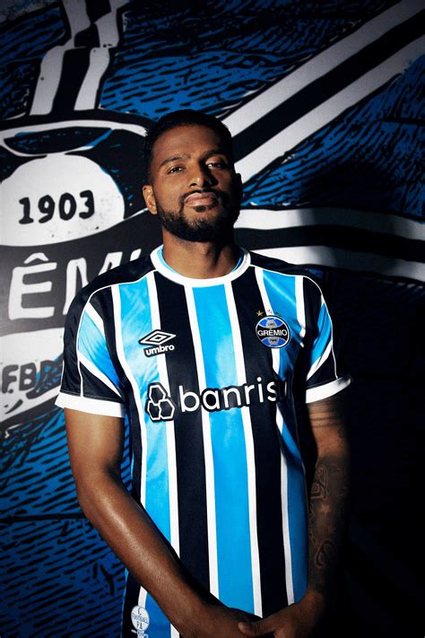 Nova camisa titular do Grêmio 2023 2024 Umbro MDF