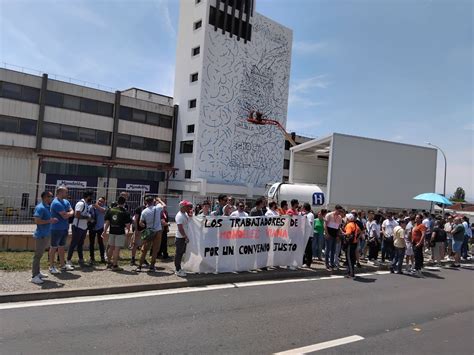 La Plantilla De Mondelez En Viana Se Va A La Huelga Indefinida Por Un