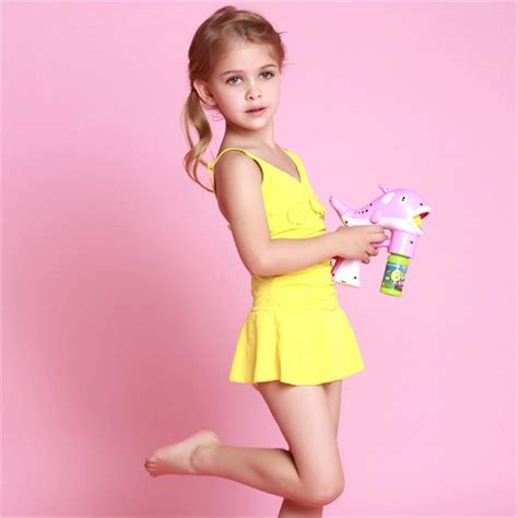 Марка дизайн оптово лето стиль девушка цельный Swimdress плиссе дети