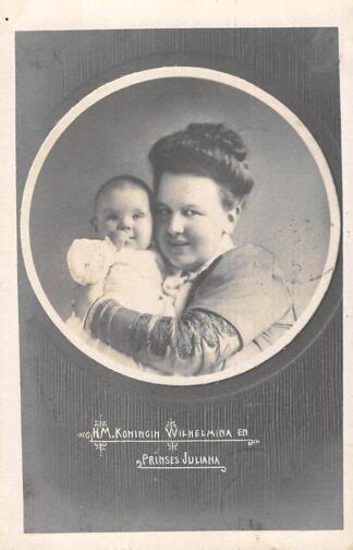 S Gravenhage H M Koningin Wilhelmina En Baby Prinses Juliana 1910