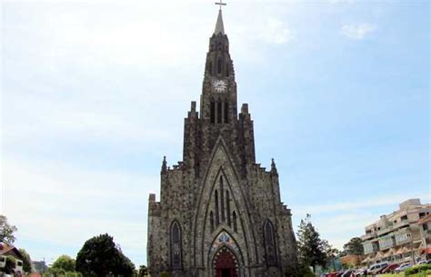 Igreja Matriz de Nossa Senhora de Lourdes em Canela 2 opiniões e 5 fotos