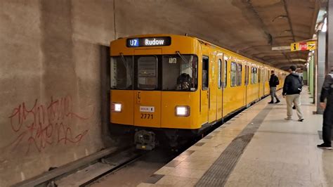 Berliner U Bahn U7 F Drehstromer F84 2770 2771 Mit Hupe Am Yorckstr