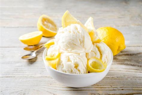 Gelato al limone con il Bimby la ricetta più veloce per un dolce fresco
