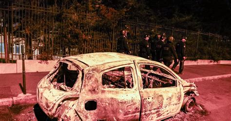 Fotos de la cuarta noche de disturbios en Francia Imágenes Imágenes