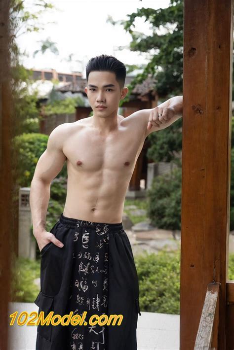 Trai teen mới lớn đô con body gym đẹp chịu chơi làm tình đủ kiểu