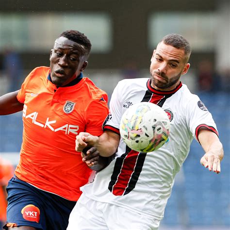 De Marke Sports on Twitter Süper Lig de Başakşehir sahasında