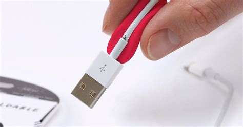 Cómo arreglar los cables USB rotos o pelados de los iPhone de una vez