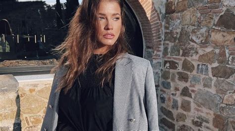 Ivana Mrazova Chi Lex Fidanzata Di Luca Onestini Et Carriera E