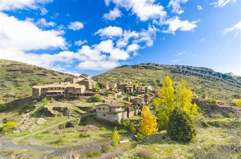 Cuál es el pueblo más bonito de España