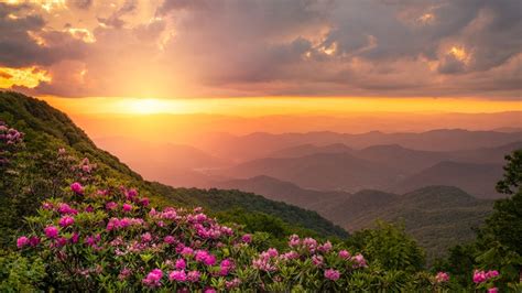 Best Long Distance Hiking Trails Around The World