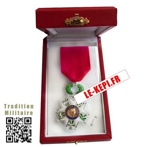Médaille ordonnance Légion d Honneur Chevalier avec écrin Lekepi