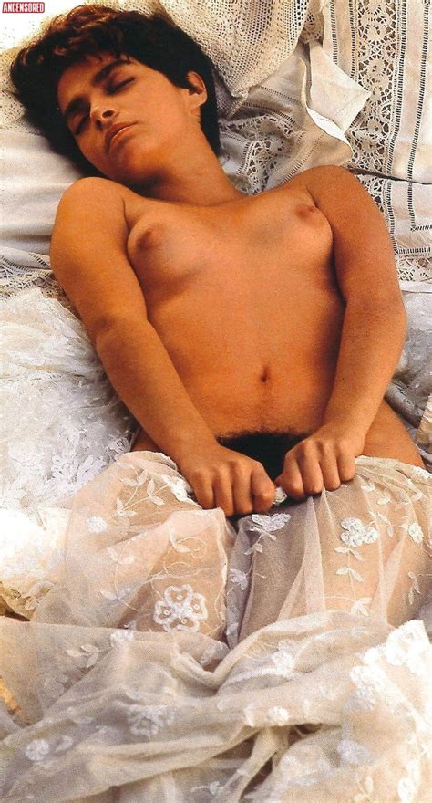 Naked Cl Udia Ohana Added By Fanofcmnfnewacc