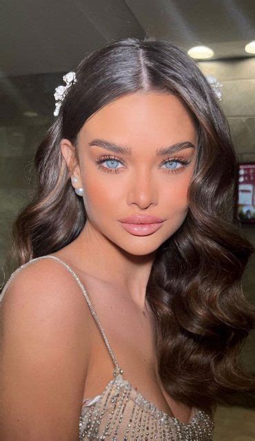 Romantic Wedding Makeup Ideas Beach Makeup Look
