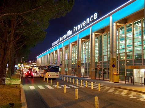 Chauffeur privé VTC abordable depuis l aéroport de Marseille Provence