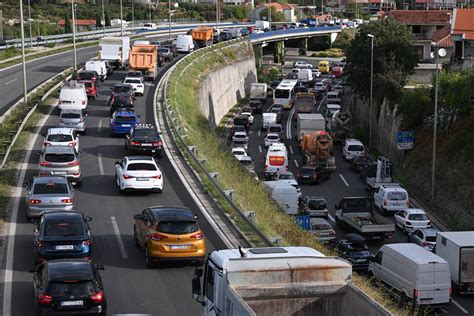 Slobodna Dalmacija Prometni Kolaps U Splitu Od Lovrinca Do Solina