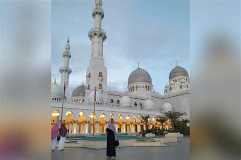Magnet Baru Wisatawan Bila Ke Kota Solo Masjid Raya Sheikh Zayed