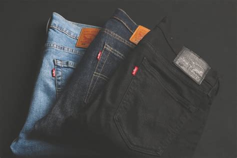 Como tirar mancha de calça jeans Guia Completo Beatriz Lavanderia