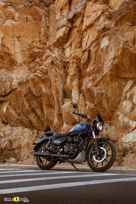 Disfruta Del Puro Motociclismo Con Los Nuevos Colores De La Meteor 350