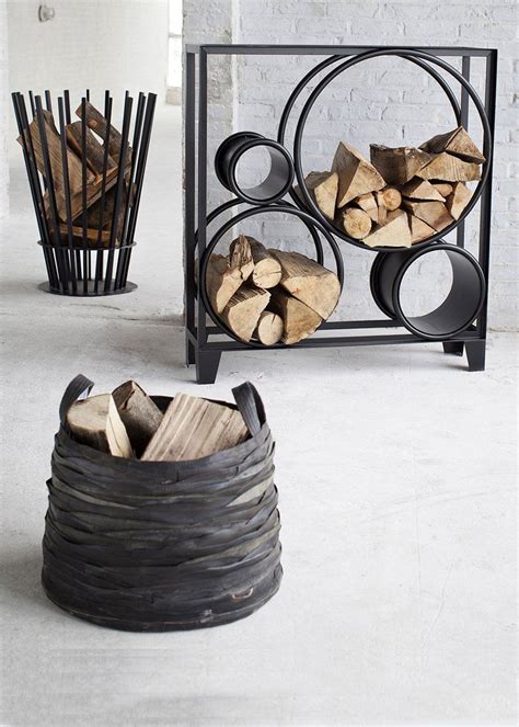 range bûches en métal de formes design Porte buche design Stockage