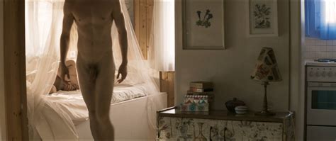 OMG they re naked German actors Jannik Schümann Louis Hofmann go