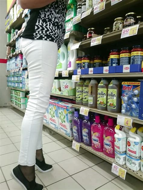 Voyeur Magasin Pure Milf En Talon Bonus Milf Blonde Photo 15 38