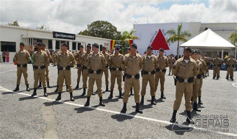 13ª REGIÃO DE POLÍCIA MILITAR FORMA 35 NOVOS SOLDADOS DURANTE