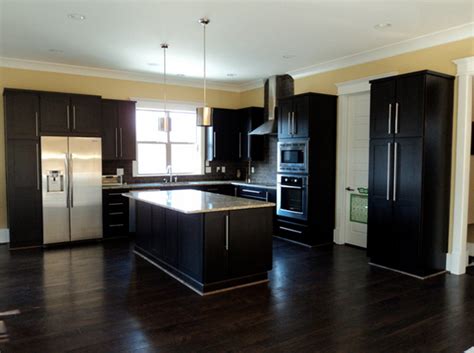Dark Kitchen Cabinets And Floors Things In The Kitchen
