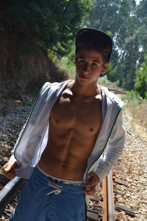 Pin On Guys Pierced