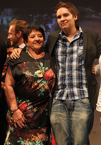 Los Mejor Y Peor Vestidos De La Gran Premiaci N A Los Rostros De La Tv