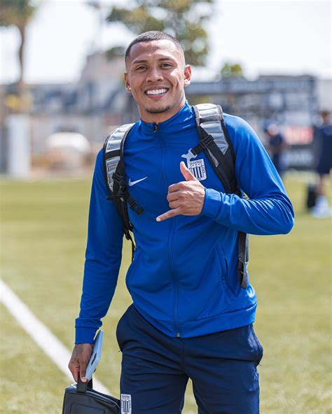 Club Alianza Lima on Twitter Nuestro 𝗥𝗲𝘆𝗻𝗮 Porque la ALegría nos