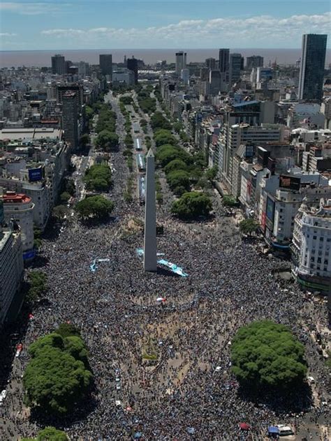 Cinco millones de personas recibieron a la selección Argentina en los