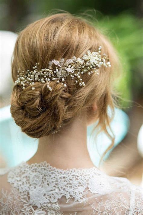 Bridal Hairstyles For A Romantic Glam Look Deer Pearl Flowers