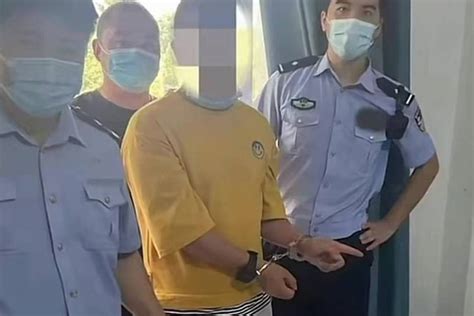 同事安装摄像头偷拍卧室半年小王夫妻毫无察觉 针孔 视频 安装了