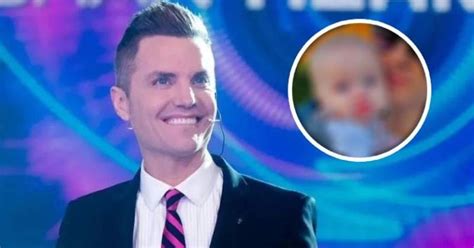 El Enorme Parecido Entre Santa La Hija De Santiago Del Moro Y Su