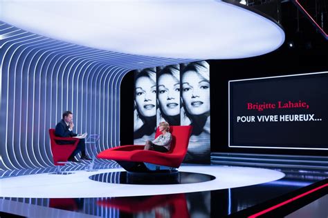 Photo Exclusif Enregistrement de l émission Le Divan présentée