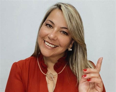 Eleições 2022 Conheça Adriana Figueiredo Russo Correa do PROS