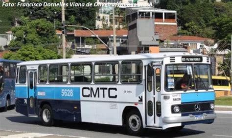 São Paulo SPTrans exige retirada de nome CMTC de ônibus antigo